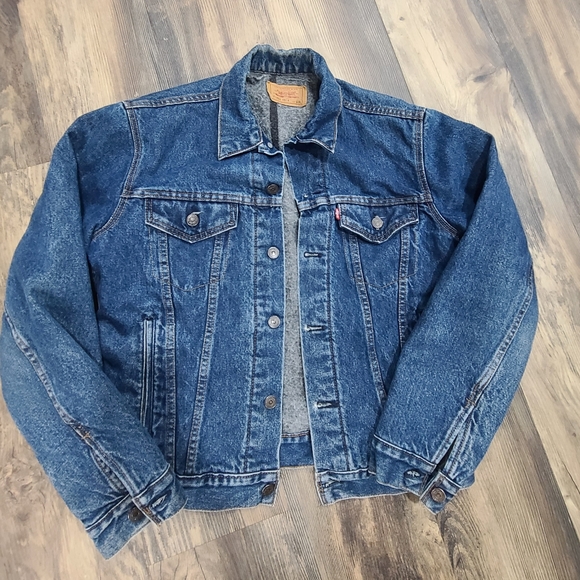Levi's | Jackets & Coats | Levis Vintage 8s Blanket Denim Trucker Jacket Size 40l | Poshmark
